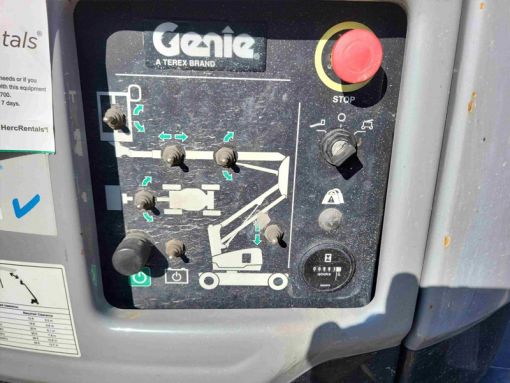 Xe nâng người 12m Z Boom Genie Z33/18